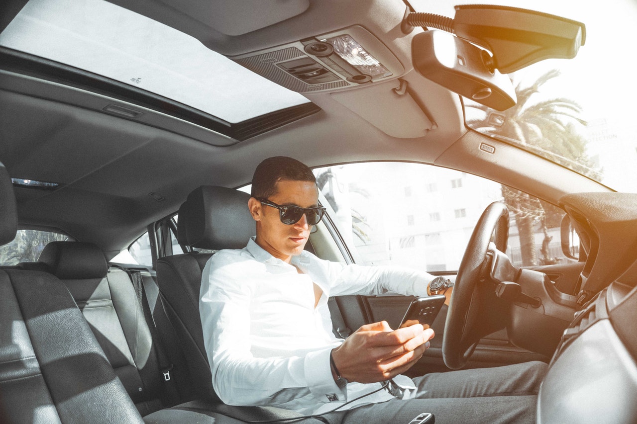 What to Expect When Renting a Car for Work - Travel After Five